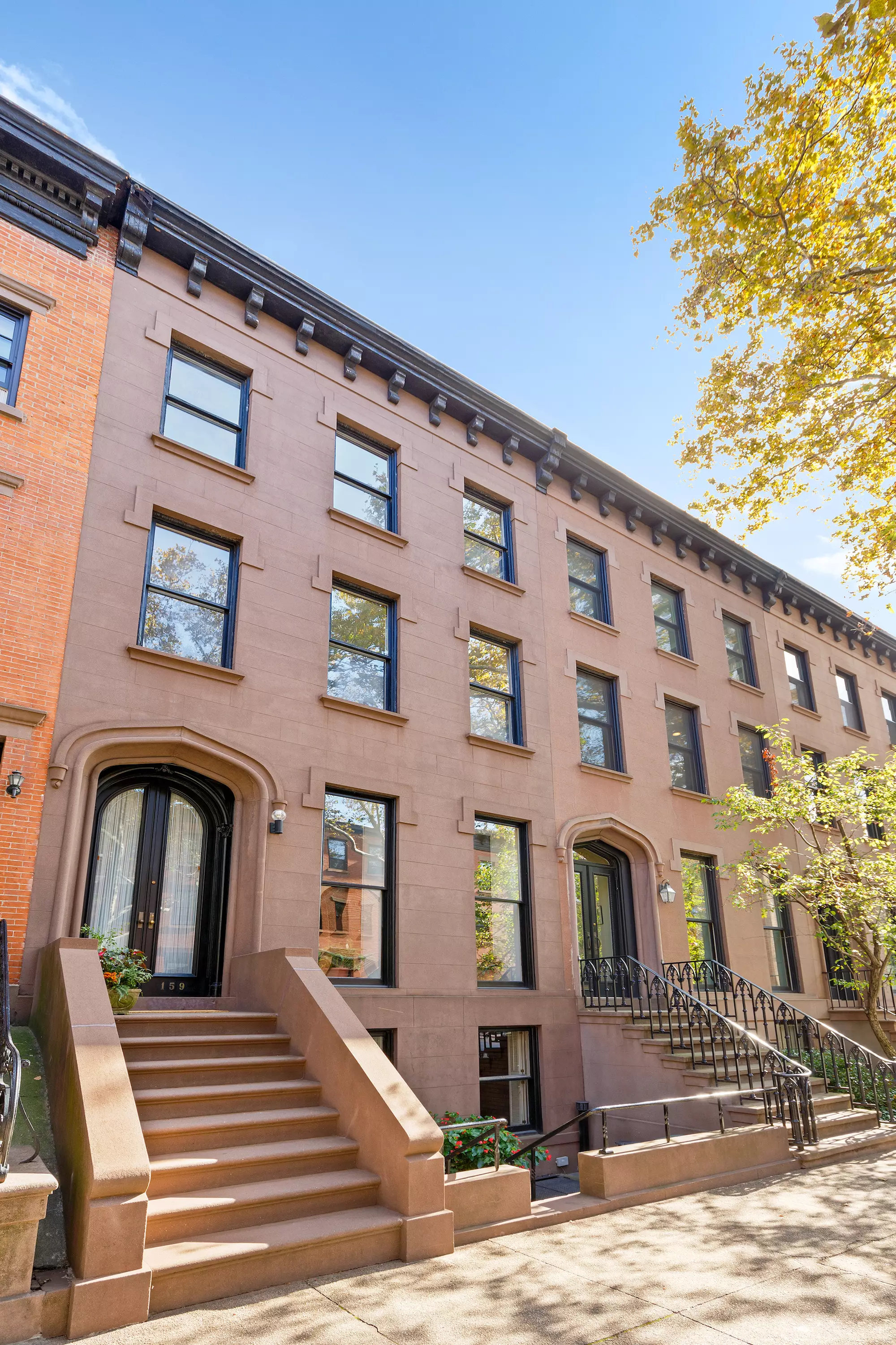 19e-ieuske Brooklyn Heights brúnstiennen mei profesjonele wurkromte freget $ 5.5M 2297_2