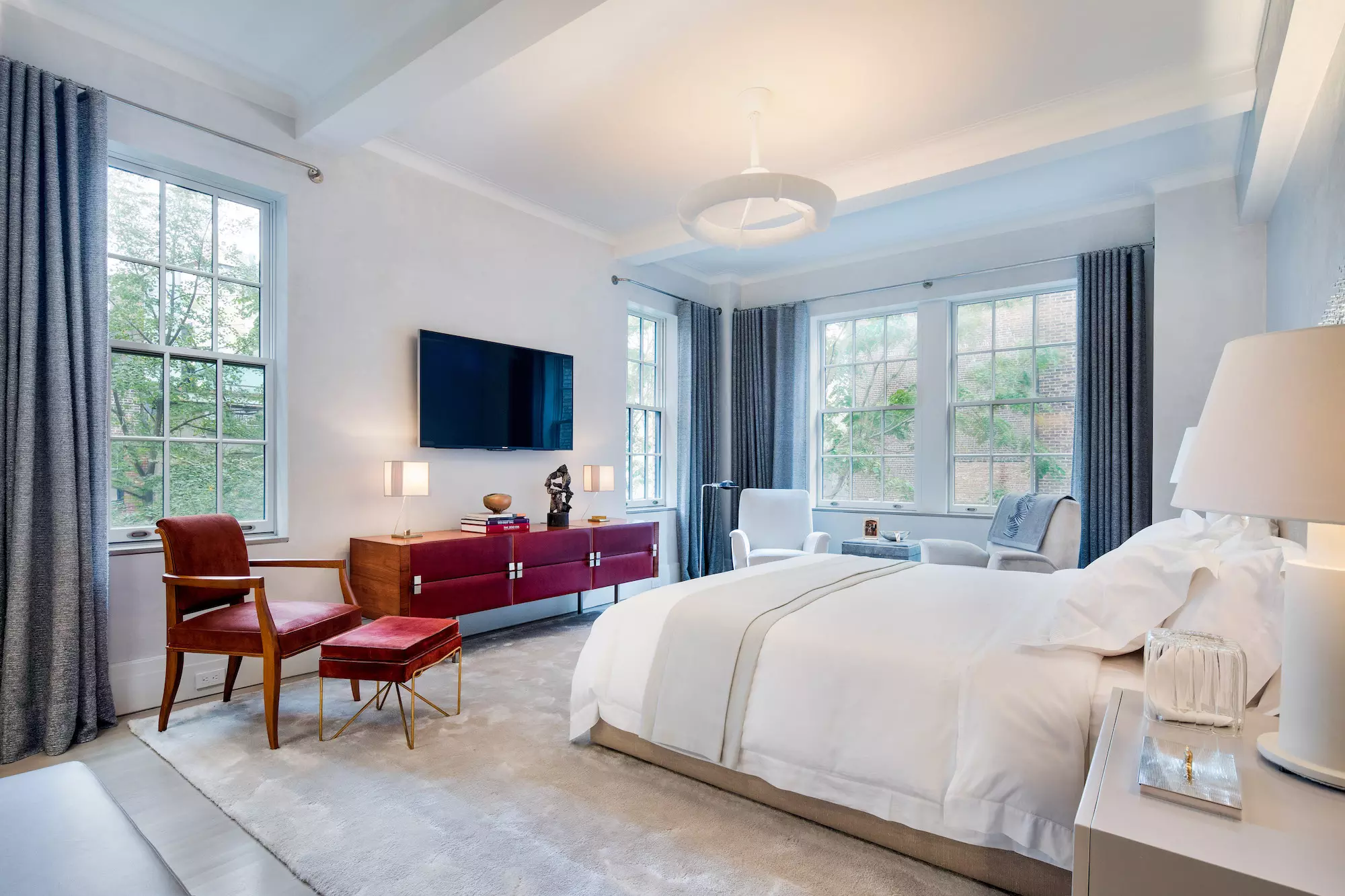 Untuk $7.25M, enam klasik yang dikuratori dengan cermat di Upper East Side 2307_7