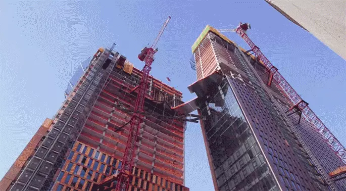 VÍDEO: JDS nos leva por trás da construção do Skybridge da American Copper Buildings 23502_1