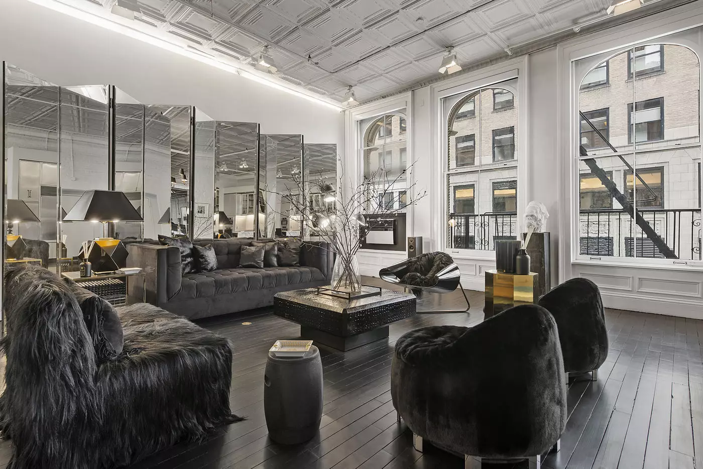 Aleksandr Vang Luxurious Moody Tribeca Loftni 3,75 million dollarga ro'yxatga oldi 23638_1