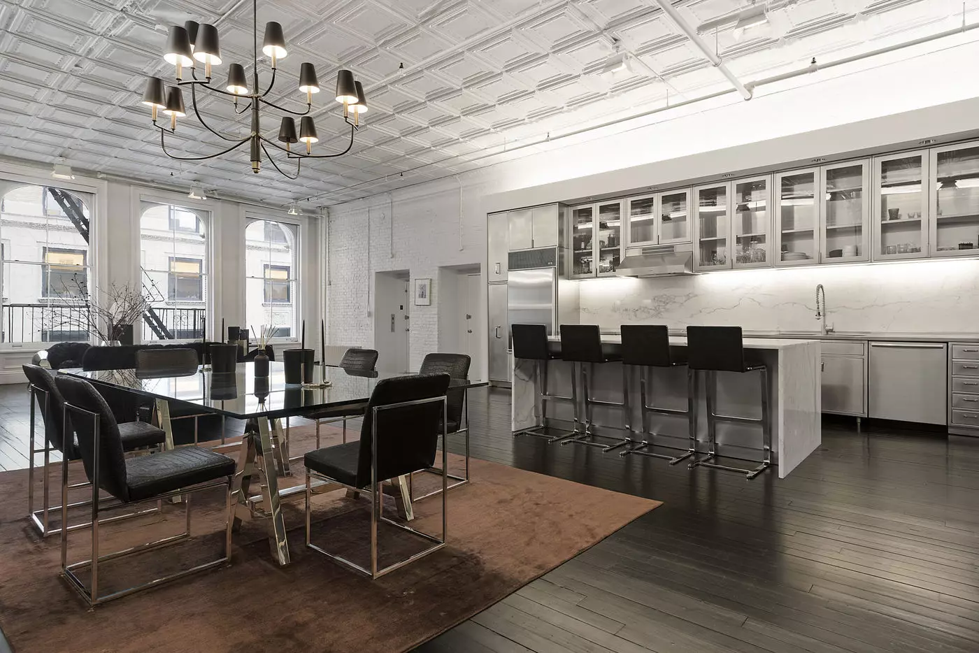 39 Worth Street, Cool Listings, Tribeca, Alexander Wang, Holly Brubach, Lofts, Manhattan Loft sotiladi