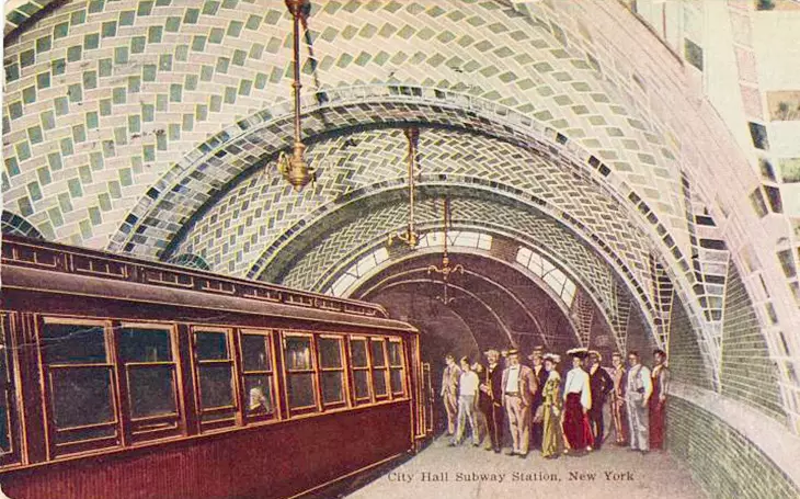 Nó như thế nào vào ngày tàu điện ngầm NYC mở cửa vào năm 1904