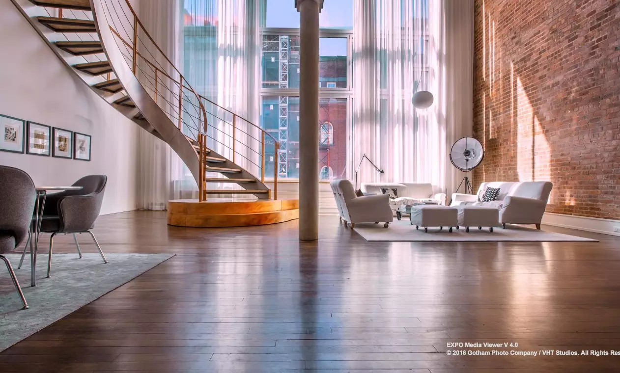 8 millió dolláros Tribeca penthouse egy belvárosi álom drámai lépcsővel és mennyei naplementével 24402_1