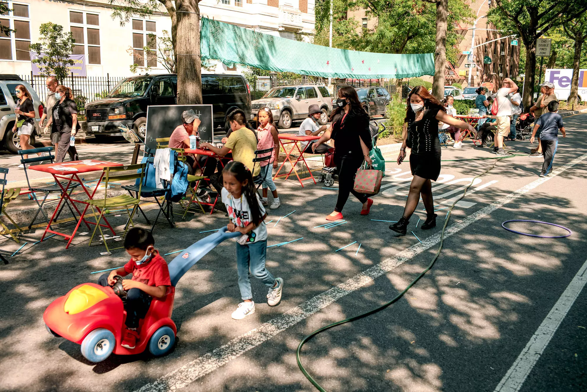 NYC's åbne gader-program lever ikke op til 100-mile løfte, siger rapporten 2455_1