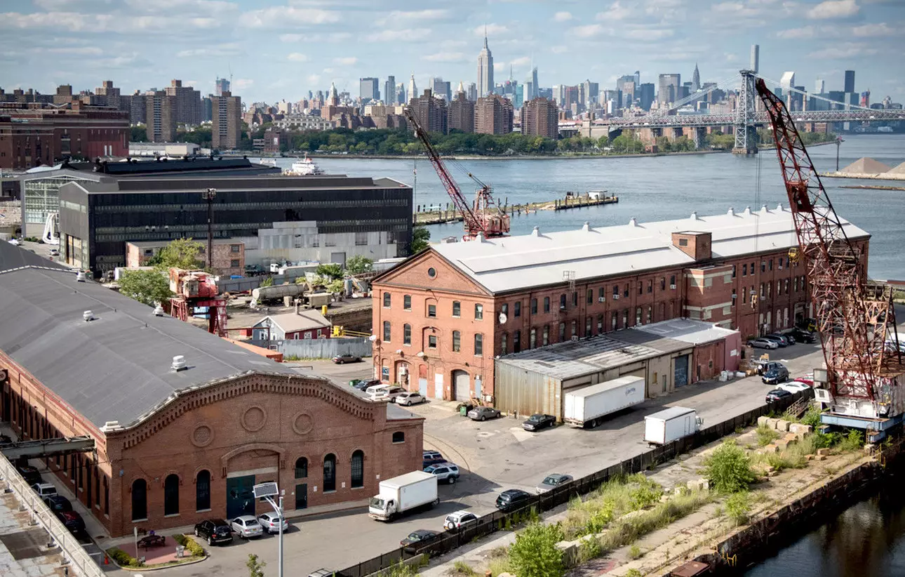 Brooklyn Navy Yard, rizhvillimi i Navy Yard, Building 77, Russ & Daughters
