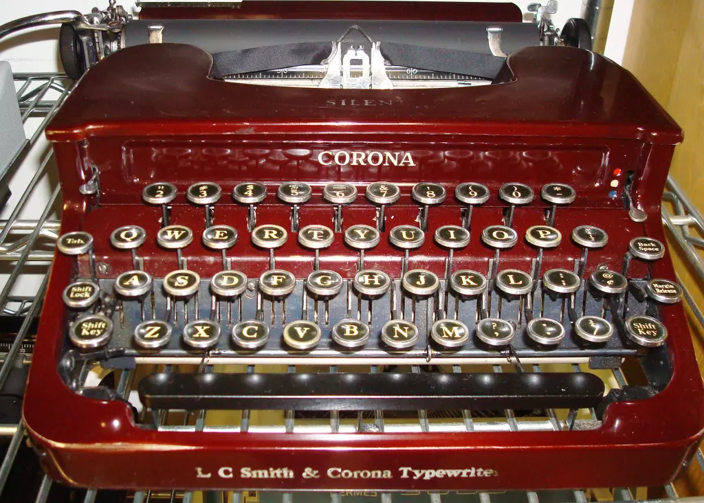 Gramercy-psací stroj-8