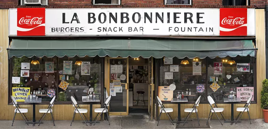 La Bonbonniere، Privilege Signs، جیمز و کارلا موری، ویترین فروشگاه های ناپدید شده، مادر نیویورک و پاپ