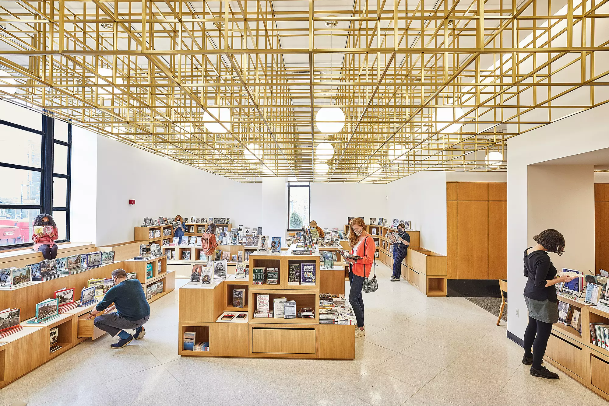 Forsinkede gebyrer annulleret på alle NYC's offentlige biblioteker 2493_1