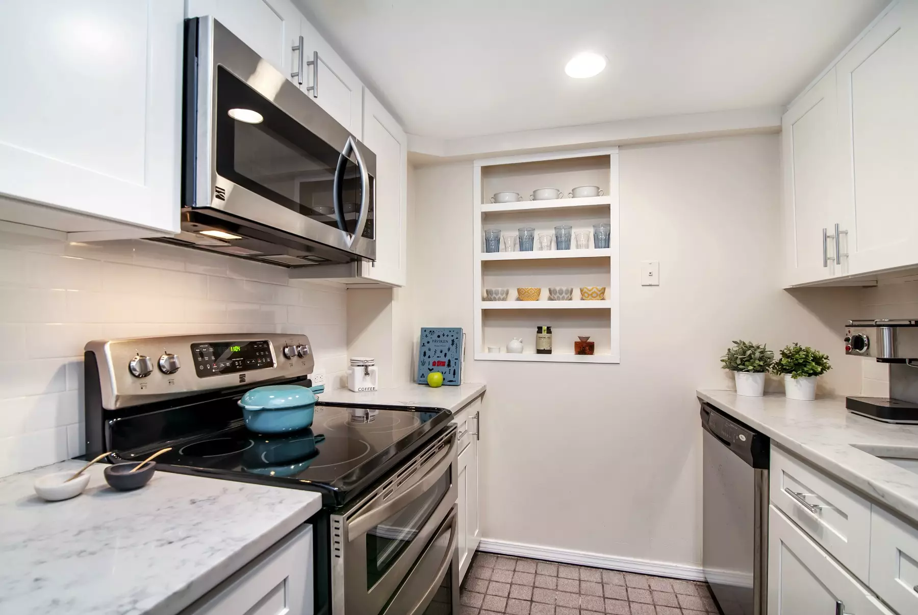 75 DeGraw Street, Cobble Hill, Garden apartment, koperasi brooklyn untuk dijual