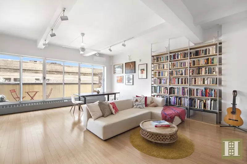 852 Cypress Avenue, Ridgewood, Penyenaraian Cool, Loteng, Rumah Unik, Brooklyn Loft Untuk Dijual