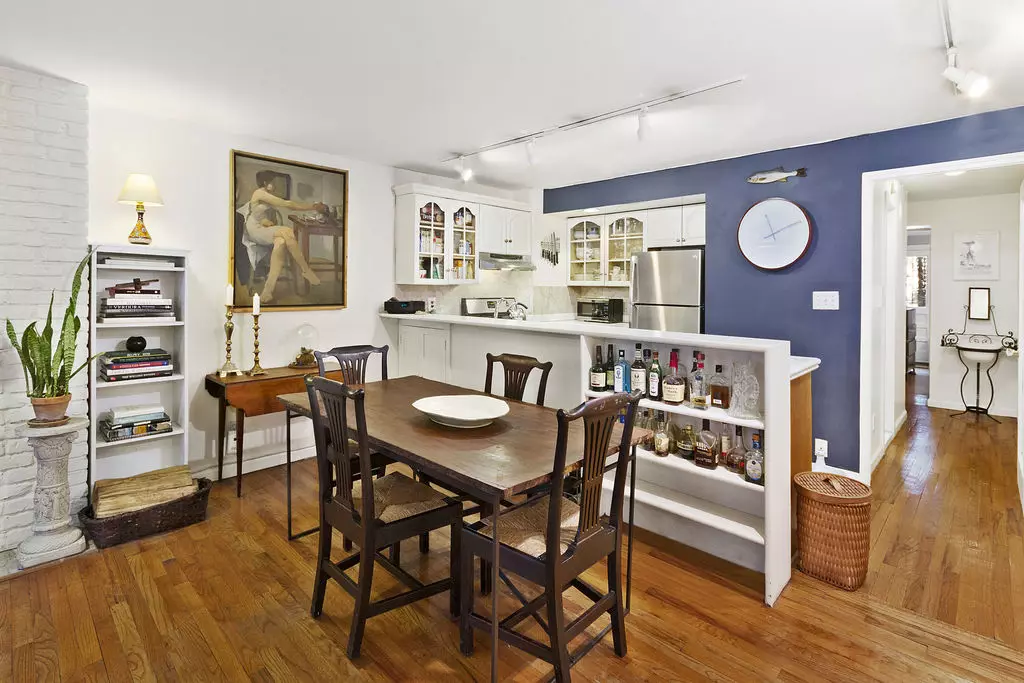 119 Pacific Street, Cobble Hill, Cool Listings, Garden Apartment, Brooklyn Co-op сатылат