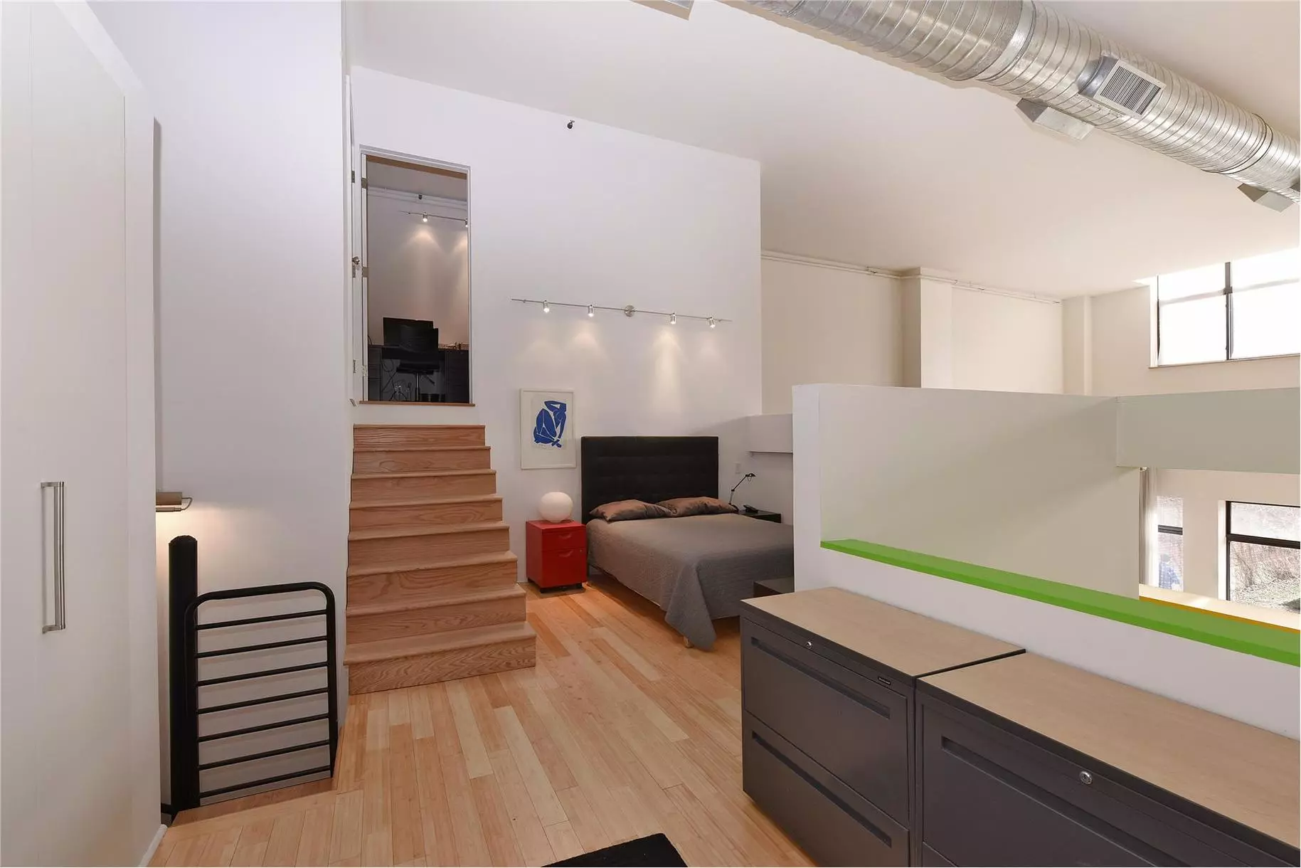 535 Dean Street, Newswalk, Prospect Heights, Theo Kalomirakis, Father of Home Theater, Brooklyn Loft למכירה, Cool Listings, דופלקס,