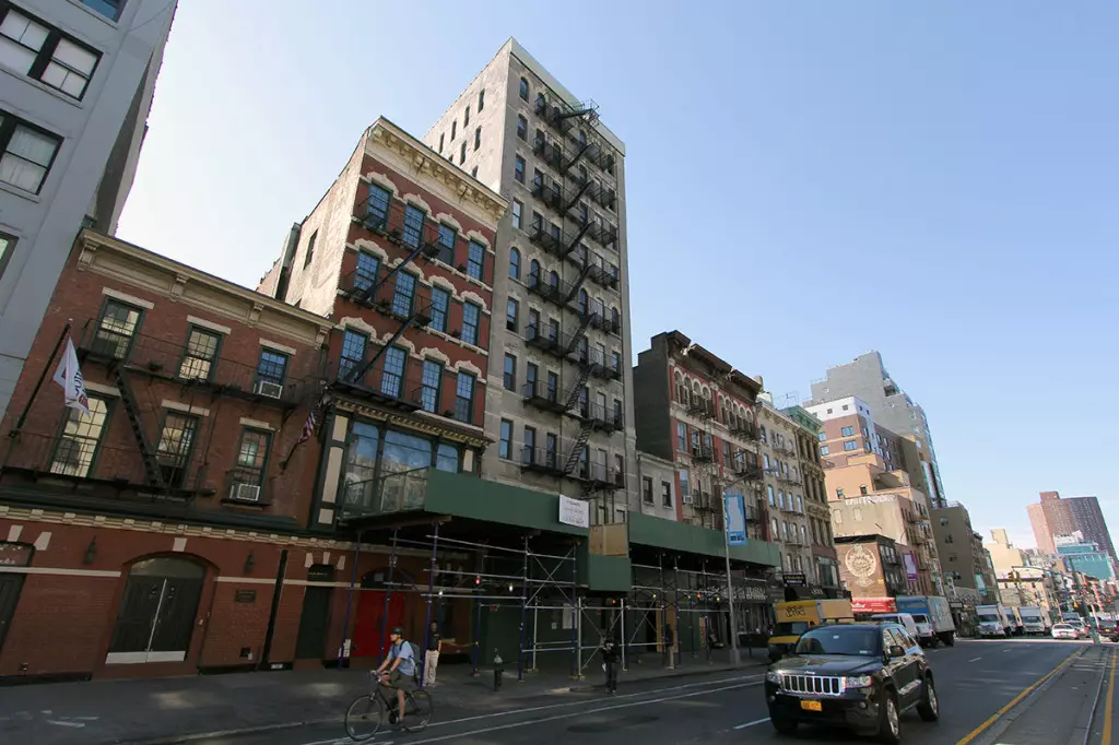 Ace Hotel၊ HAKS၊ Salvation Army၊ North Wind Development Group၊ Omnia Group၊ 223-225 Bowery