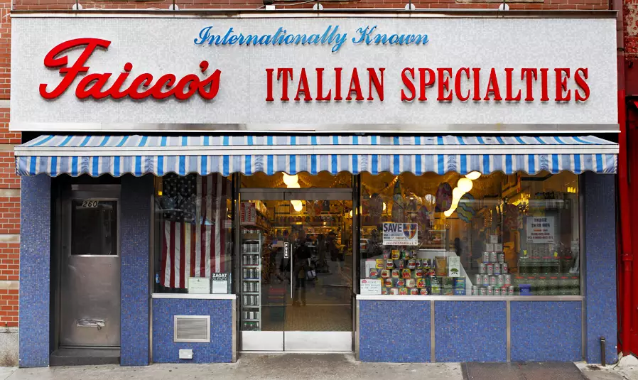 FAICCO’S ITALIA PATAKI, NYC Signage