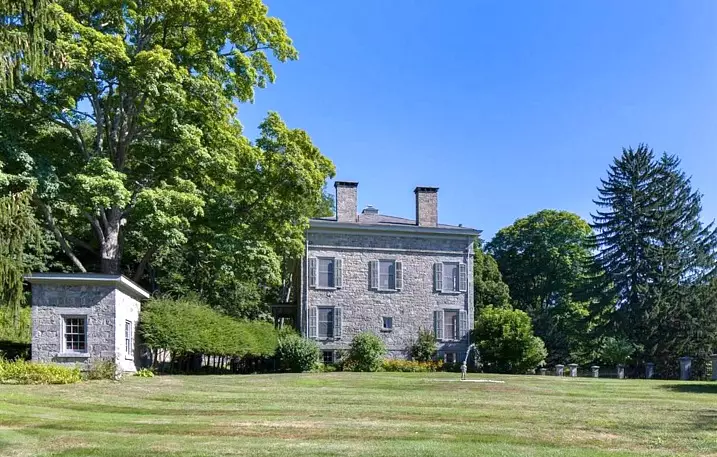 Gerard Crane House, 413 Itinero 202, Somers NY, Greek Revival-domego,