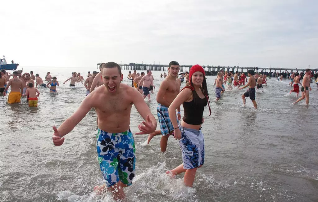 Coney-Island-Polar-Bear-Club-1