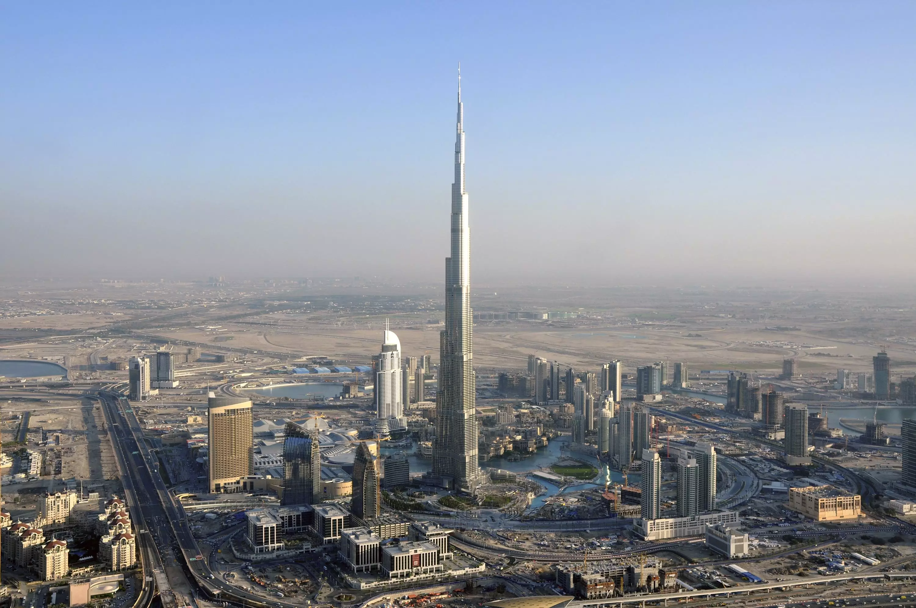 Burj Khalifa ในดูไบ