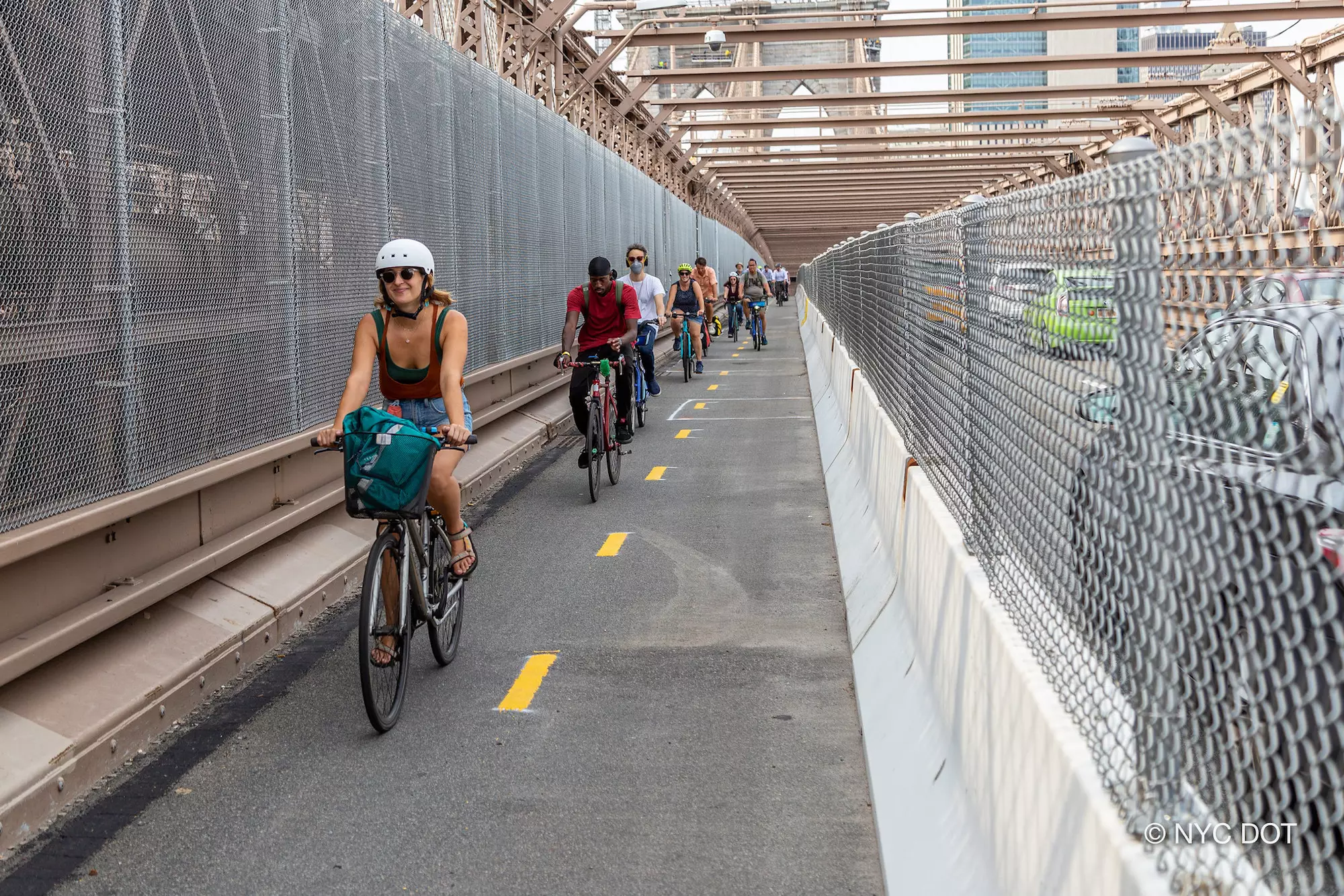 Brooklyn Köprüsü bisiklet şeridi sonunda açıldı 2644_1