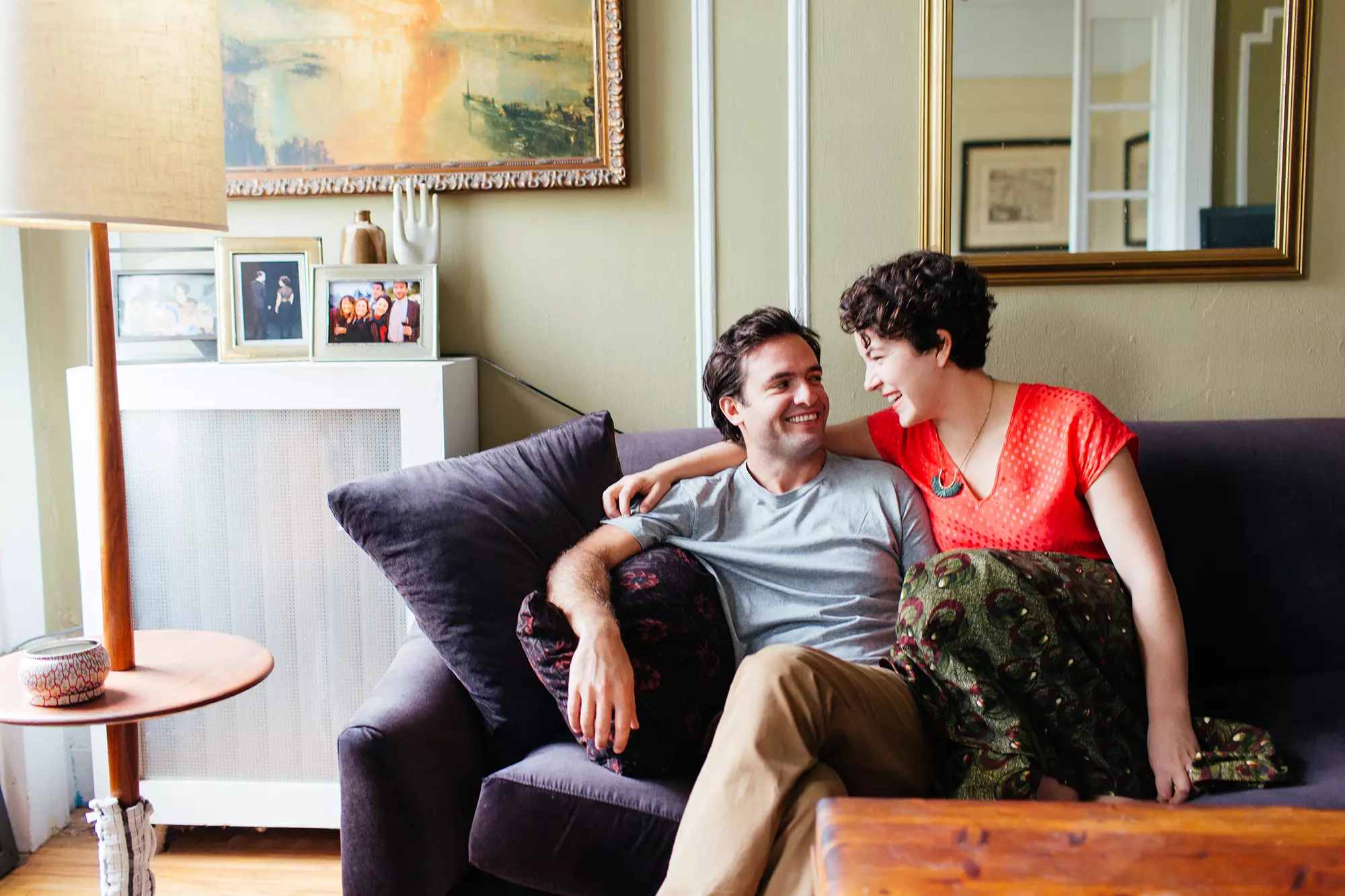 Mei 900 sqft: vizitați casa romantică a doi antreprenori din Brooklyn 26485_1