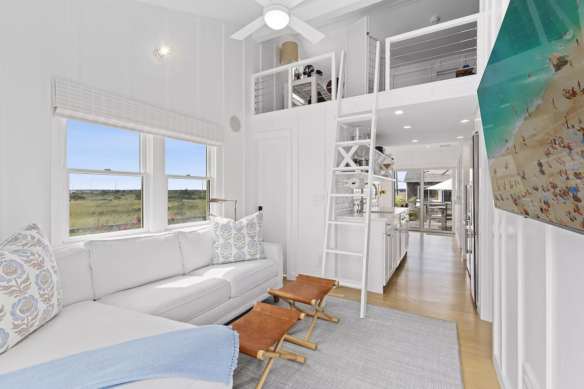 Per $ 5,75 milioni, possiedi due cottage sulla spiaggia di Hamptons con accesso privato alla spiaggia 2662_7