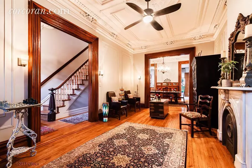 14 Cambridge Place, Clinton Hill, танхимын давхар, зочны өрөө