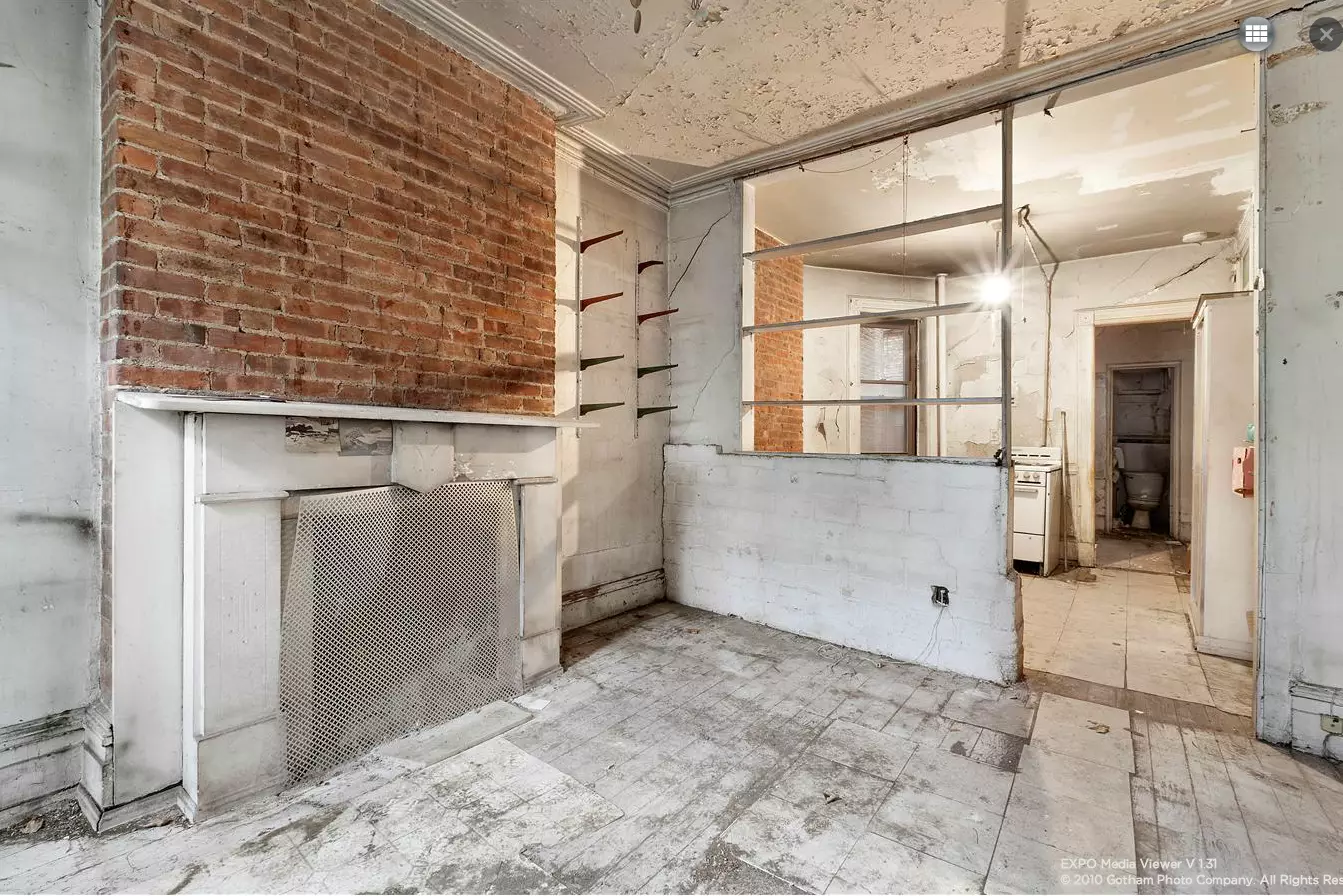 138 West 10th Street, Greenwich Village, Cool Listings, NYC Apartments For Sale, Greenwich Village co op for sale, Fixer-Upper, Halloween