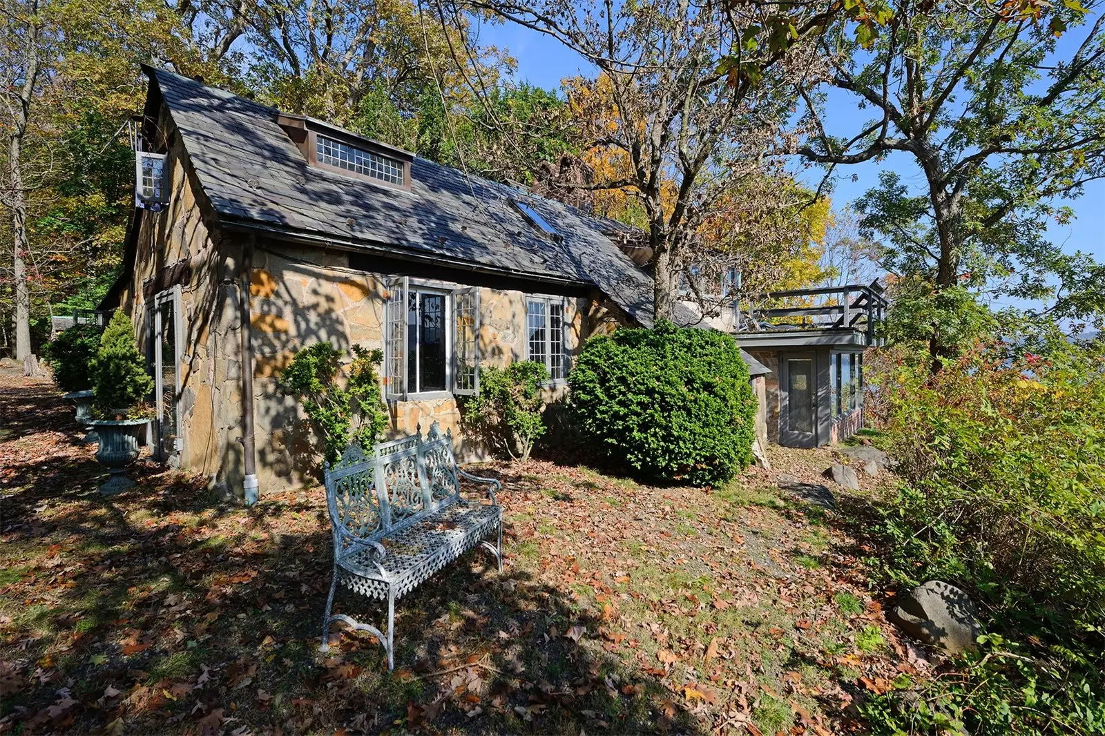 Orson Welles နှင့် John Steinbeck တို့၏အိမ်ဖြစ်သော Hudson River Cottage သည် စာချုပ်တွင်ပါဝင်ပါသည်။ 26918_1