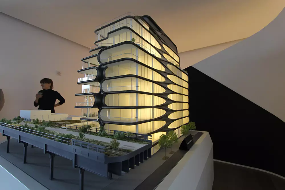 Zaha Hadid သည် သူမ၏ High Line ကွန်ဒိုများတွင် အရောင်းမြှင့်တင်ခဲ့ပြီး NY Architecture ၏ ဆင့်ကဲဖြစ်စဉ်ကို ဆွေးနွေးသည်။ 27005_1