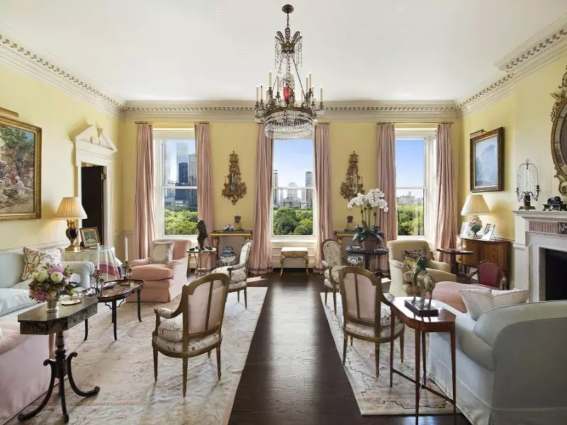 Lavish Lenox Hill Pad of Late Socialite and Philanthropist Carroll Petrie Lists kwa $30M 27412_1