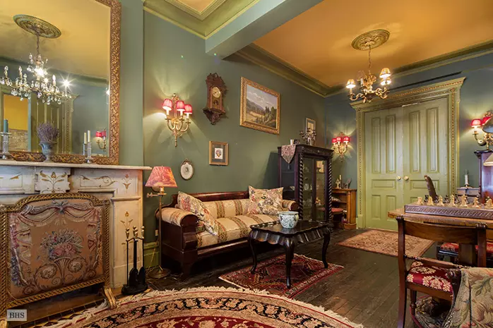 Harlem Townhouse historikoak, Victorian estandarrekin zaharberritua, 2.795 milioi dolar eskatzen ditu 27419_1