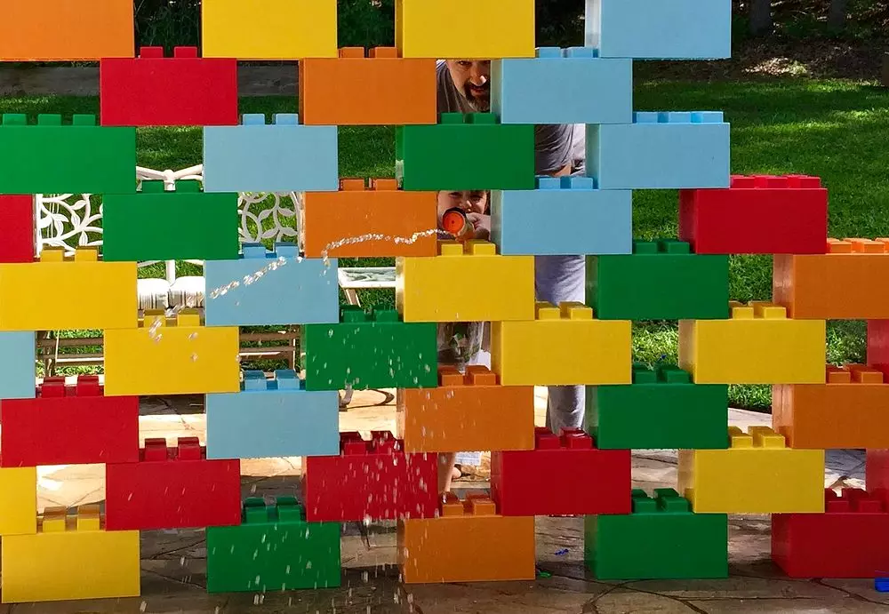 Everblock, milžiniškas LEGO, LEGO konstrukcija, moduliniai konstravimo blokai