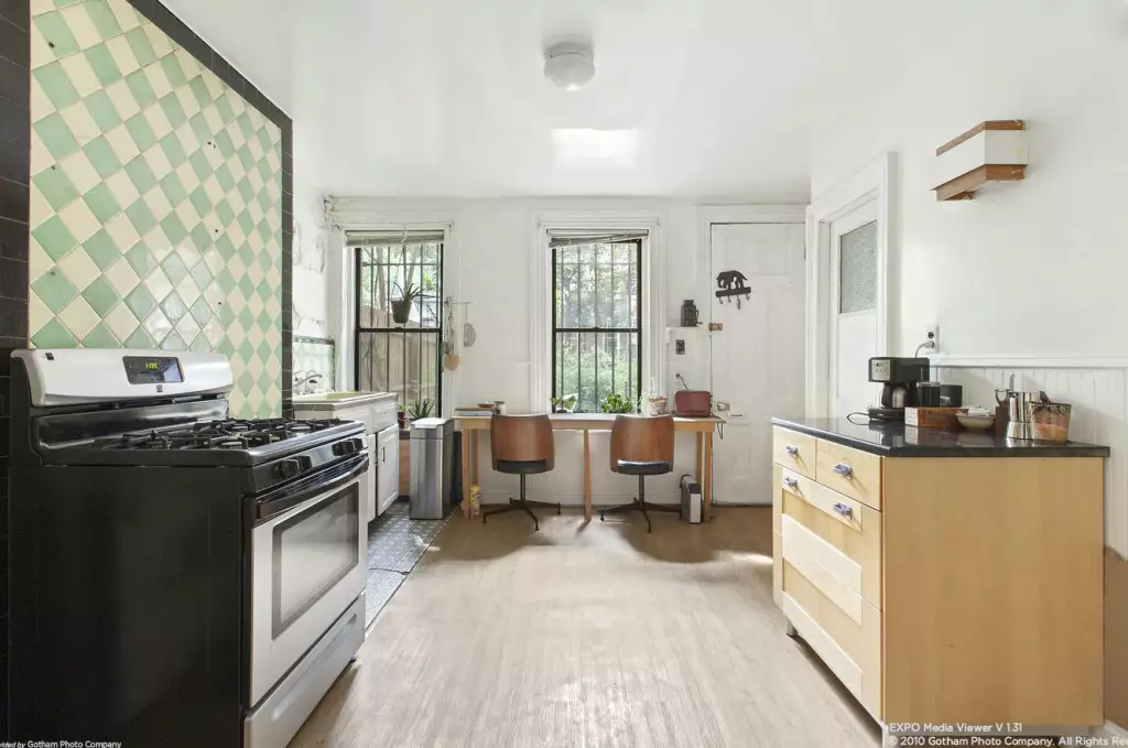 348 Gates Avenue, halaman belakang, Bed Stuy, brownstone