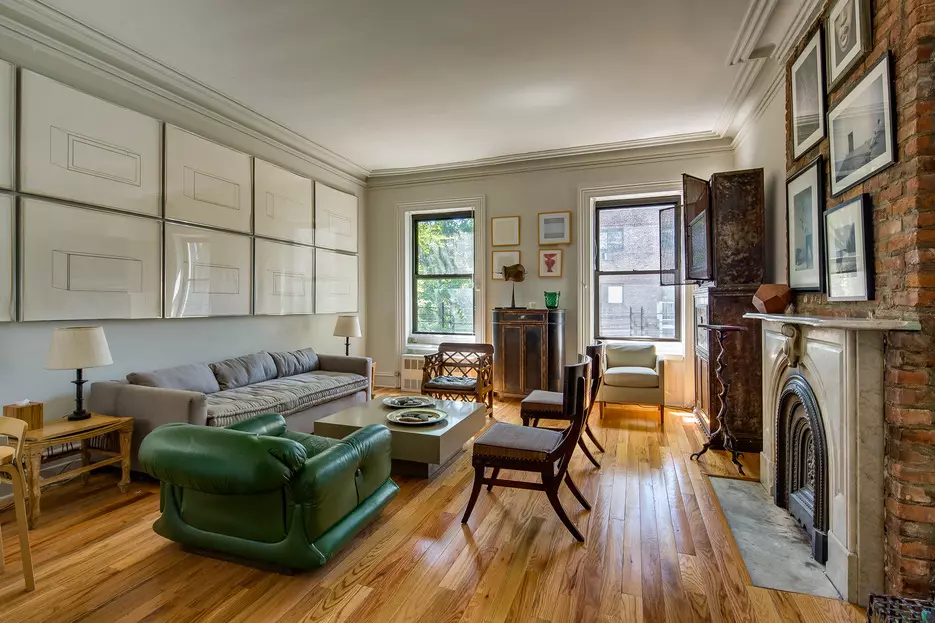 Găsiți căldura istorică Brownstone și confortul Manhattan la această închiriere duplex Chelsea 27583_1
