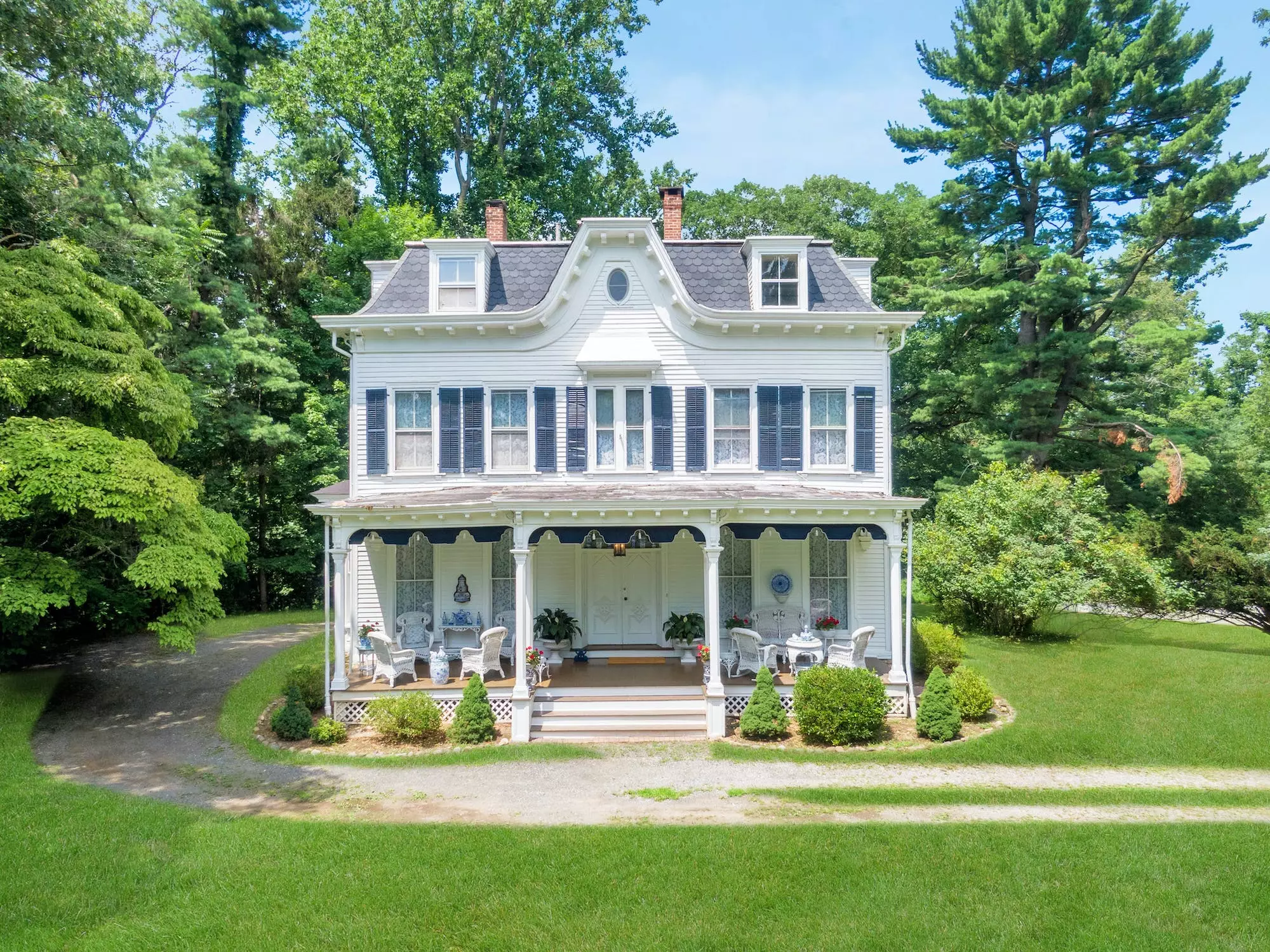 Akụkọ ihe mere eme Hollywood Arlene Dahl's Hudson Valley Victoria nwetara ahịa maka $5M 2771_2