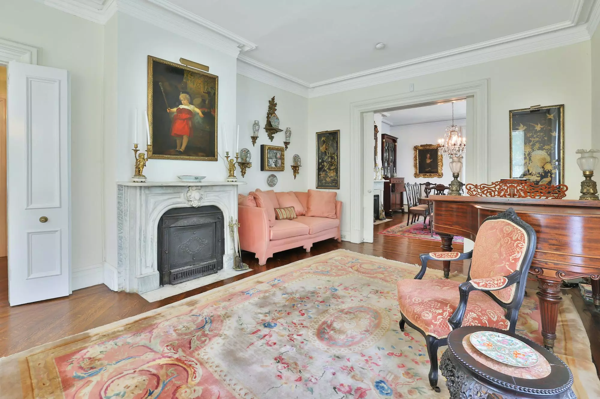 Akụkọ ihe mere eme Hollywood Arlene Dahl's Hudson Valley Victoria nwetara ahịa maka $5M 2771_7