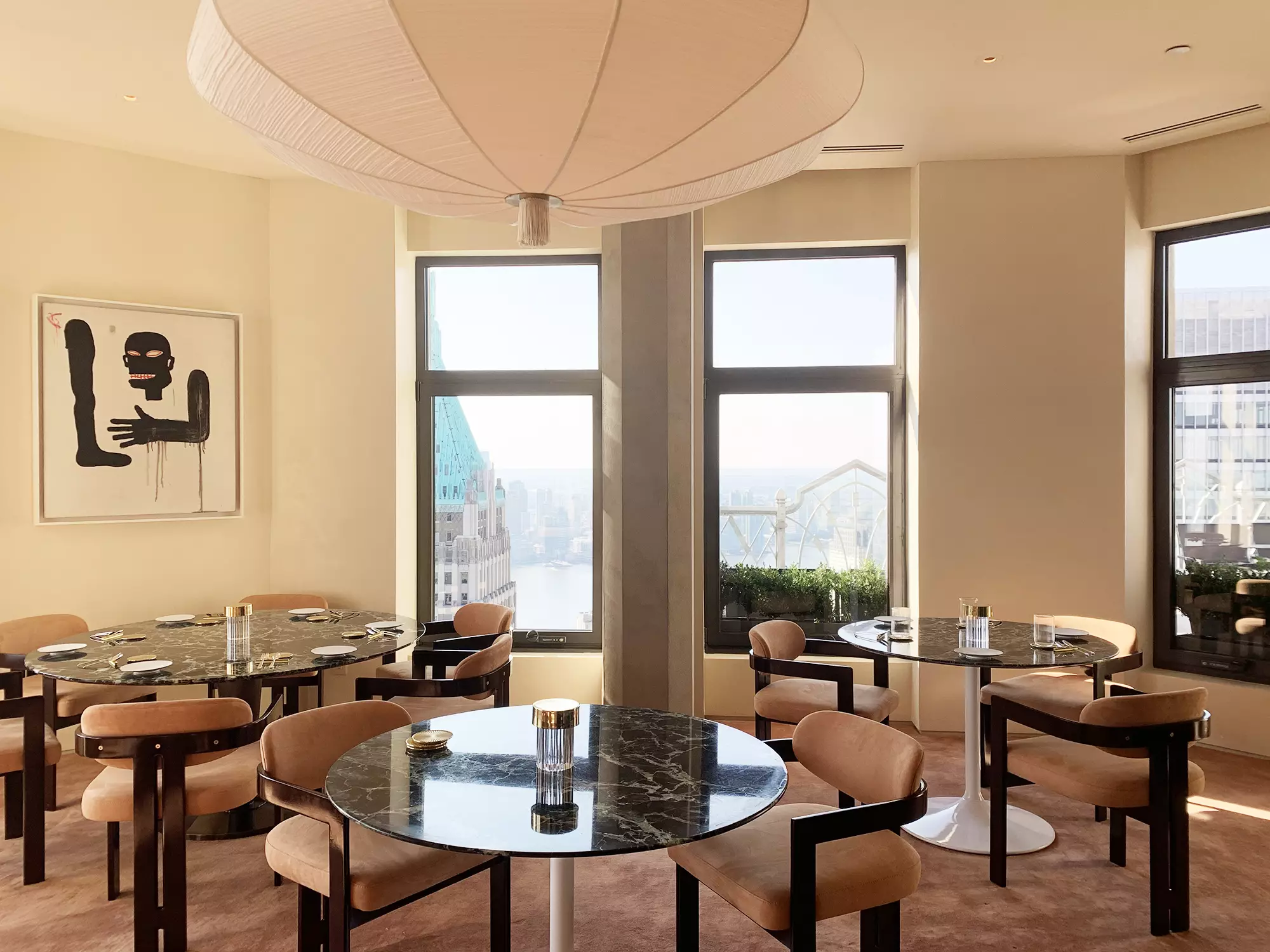 Crown Shy-teamet åpner ny restaurant SAGA i 63. etasje i art deco-landemerket 70 Pine 2777_7