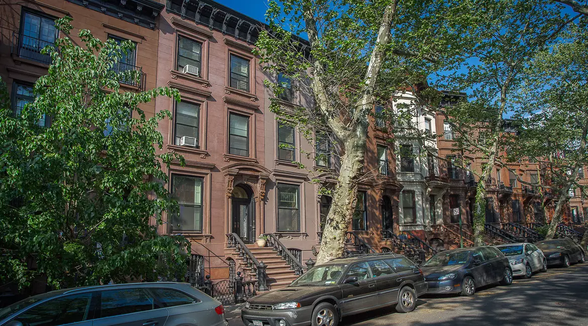 121 Lincoln Place, pant pak, brownstone,