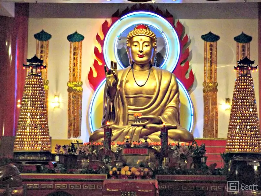 Mahayana budhistický chrám Budha