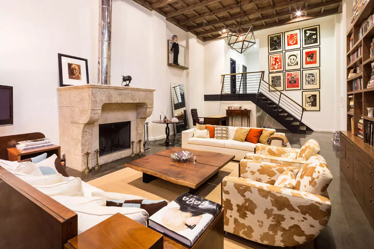 Designerul și scriitorul de artă Sue Hostetler vinde în sfârșit un apartament cu patru etaje Alphabet City pentru 7 milioane de dolari 28522_1