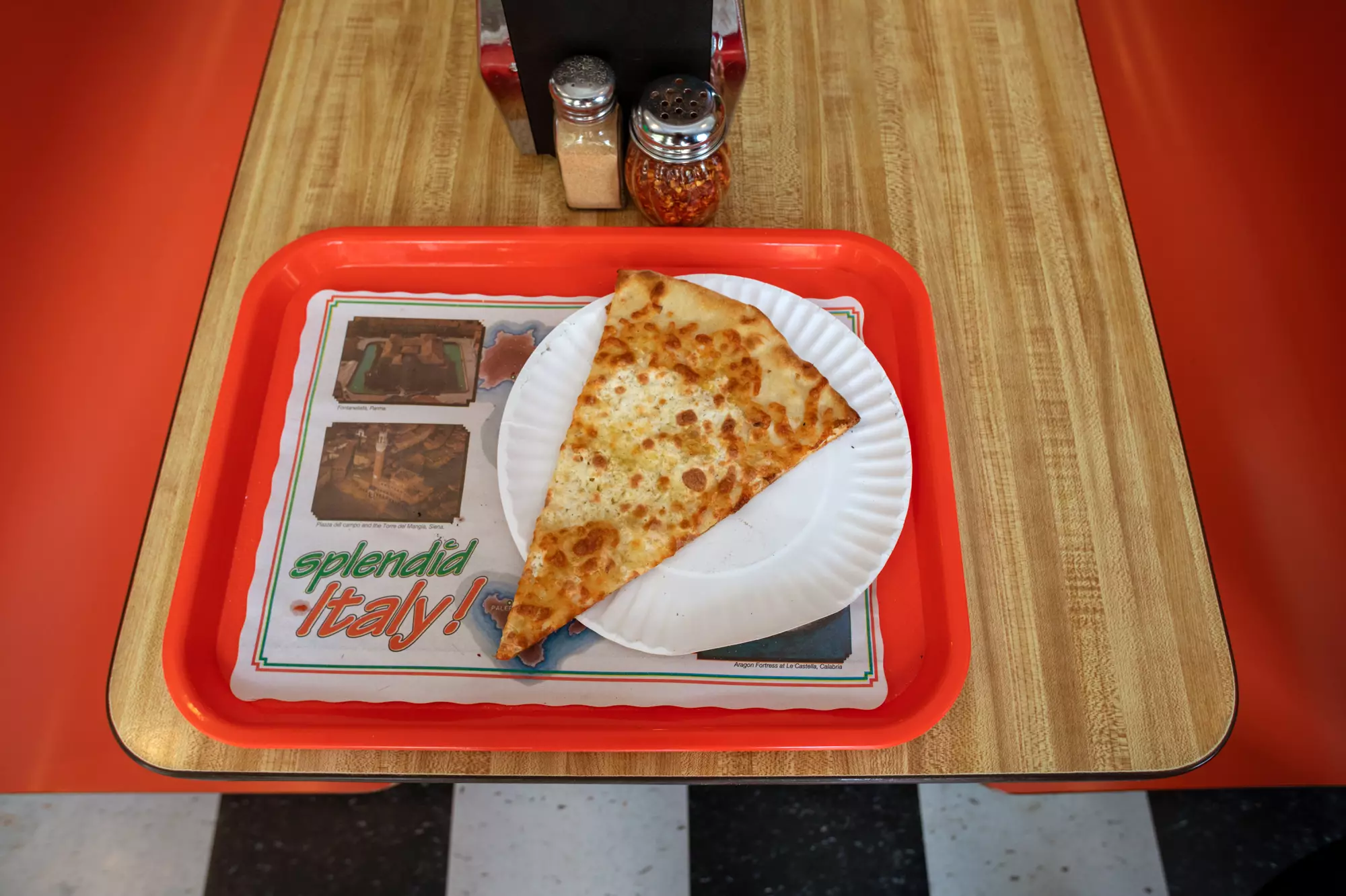 Hvor jeg arbejder: Paulie Gee's Slice Shop uddeler retro pizzeria-vibes i Greenpoint 2888_5