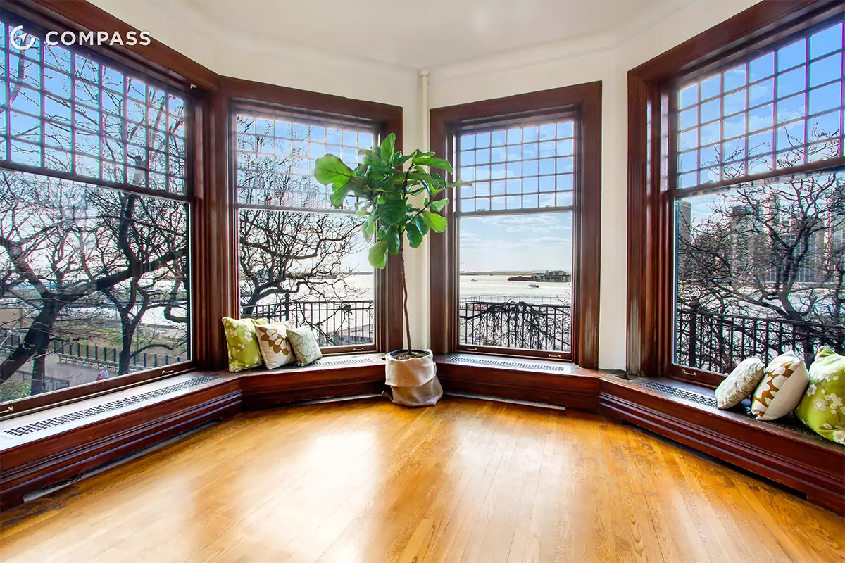 В квартире Brooklyn Heights потрясающие окна, из которых открывается потрясающий вид 29103_1