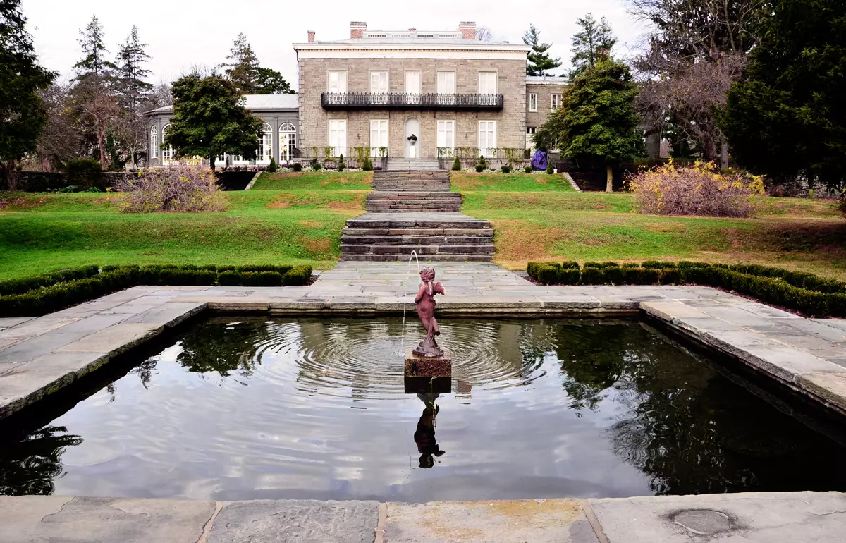 Ang Bartow Pell Mansion