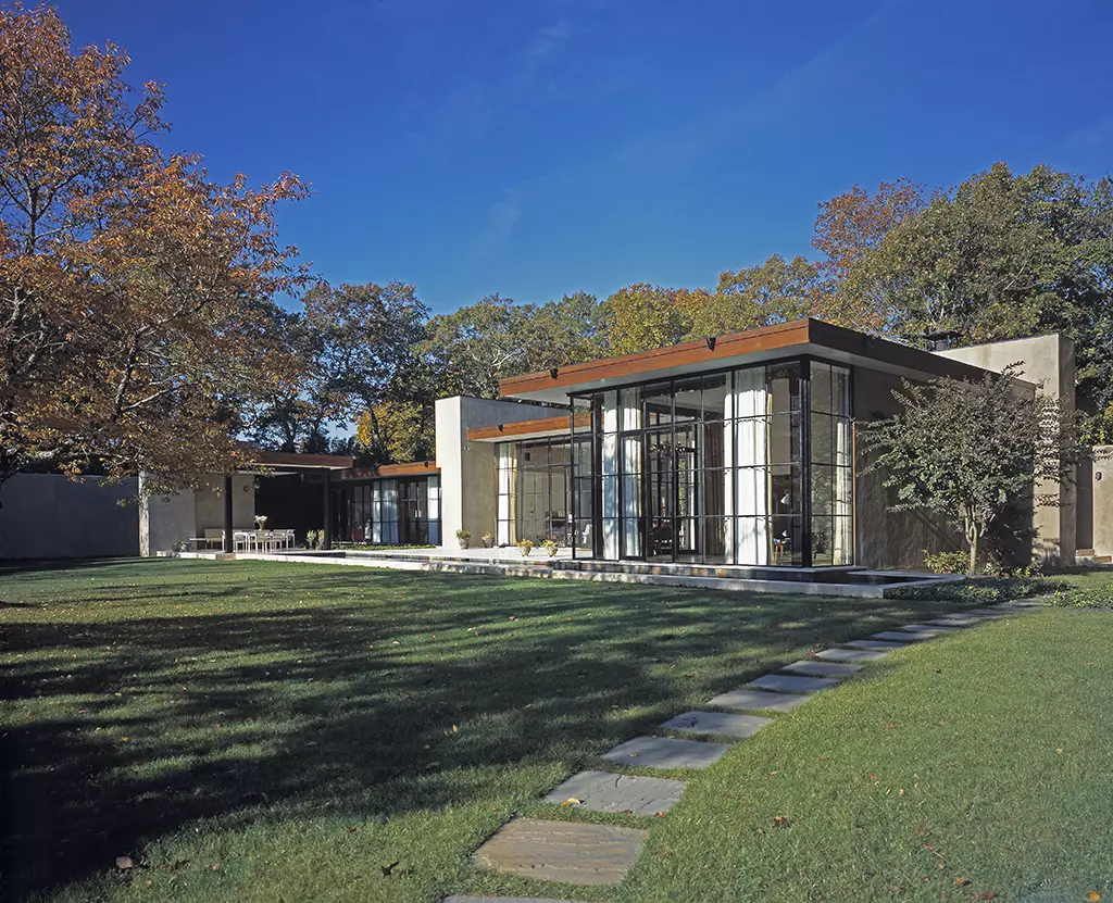 Arsitek Michael Haverland nampilake omah kaca modern ing East Hampton kanthi rega $ 5M 2924_2