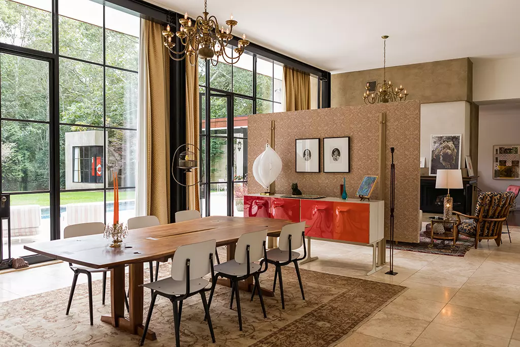 Архітэктар Майкл Хэверленд пералічвае свой сучасны шкляны дом у Іст-Хэмптане за 5 мільёнаў долараў 2924_5