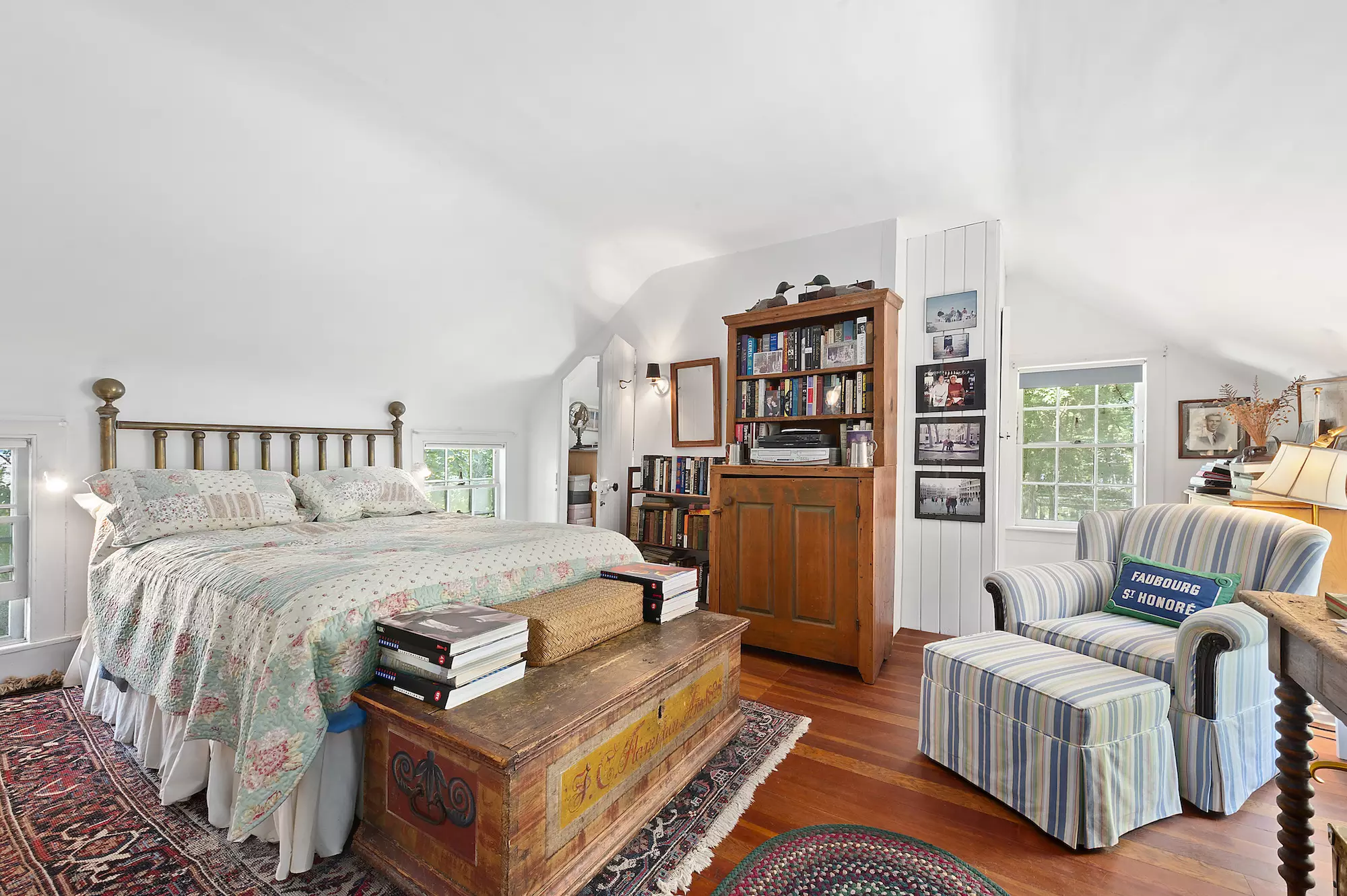 Casa veche de 180 de ani din Sag Harbor, cu legături cu ziarul local și listele Truman Capote pentru 3,2 milioane de dolari 2936_10