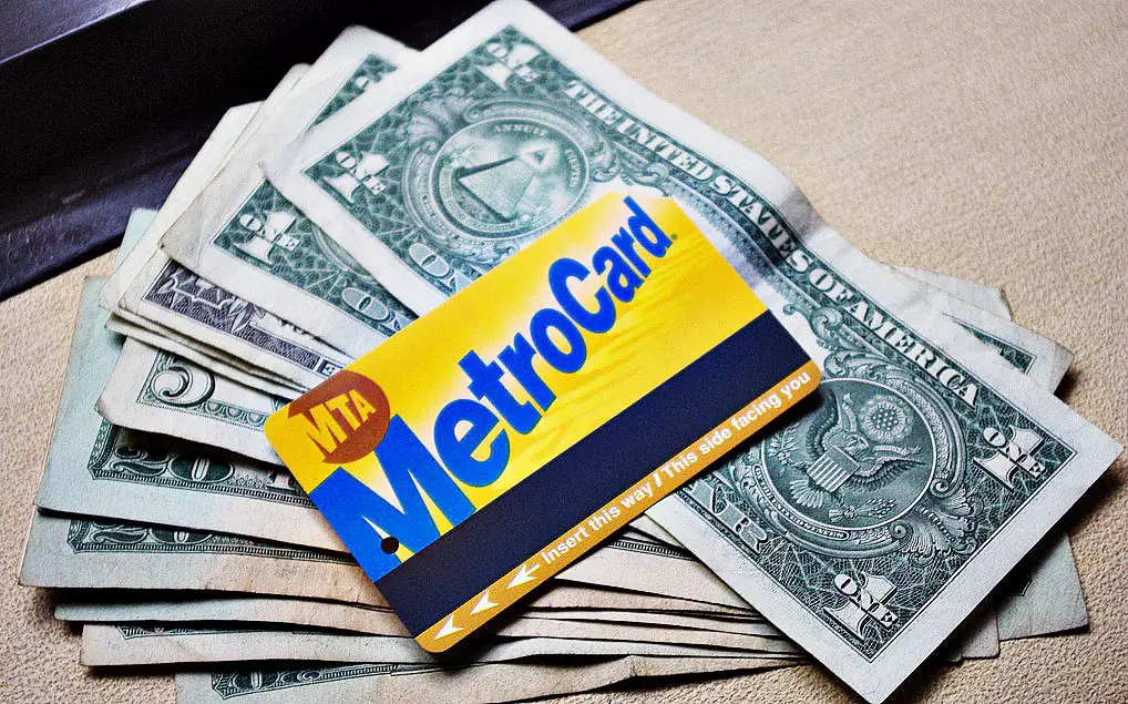 Το χρέος MTA μπορεί να αυξήσει τους ναύλους του μετρό στα 3,15 $ 29421_1