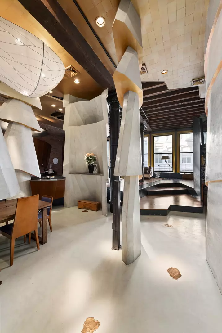 $6M Soho loft af kunstneren Michael Somoroff er fuld af unikke skulpturer og mærkelig geometri 2942_6