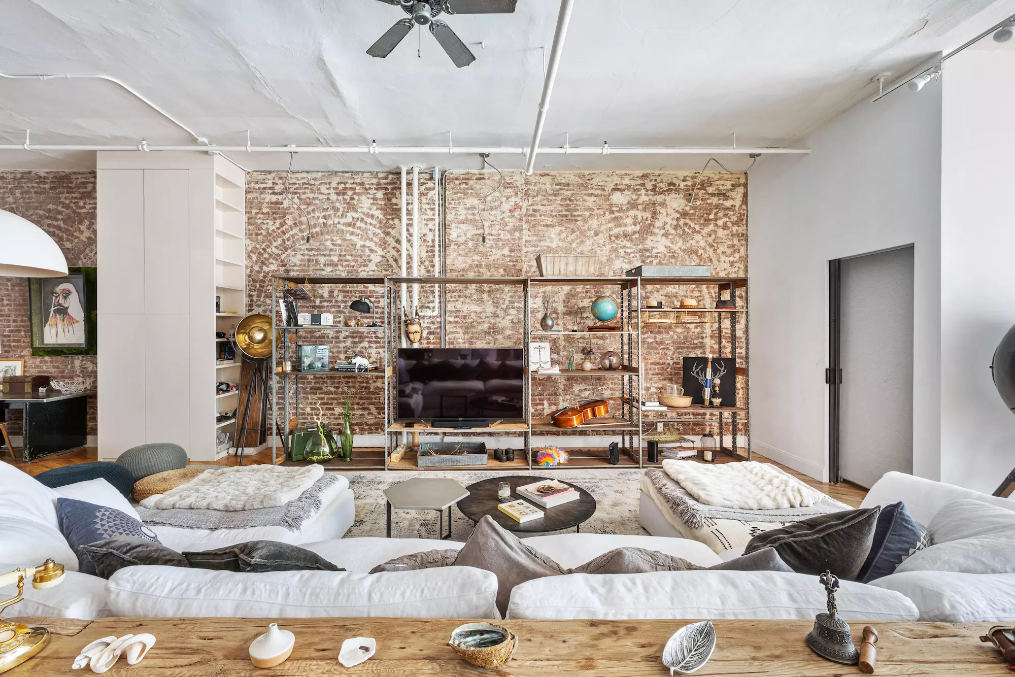El apartamento de piso completo de $ 4.3M es un loft de hierro fundido por excelencia en Soho 3020_5