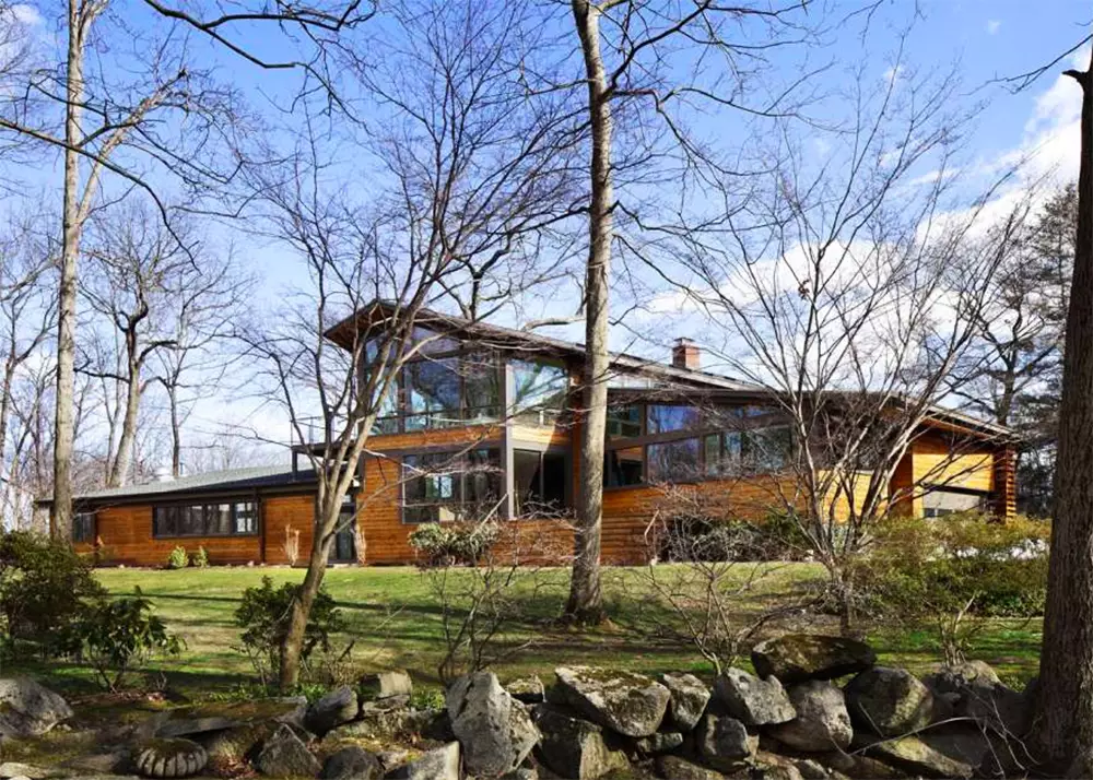 Arkitekti Stephen Moser, shtëpi e frymëzuar nga shtëpitë e pemëve, Rezidenca Mamaroneck, ferma e rinovuar, ferma e viteve 1950, Mamaroneck, O'Brien Carpentry,