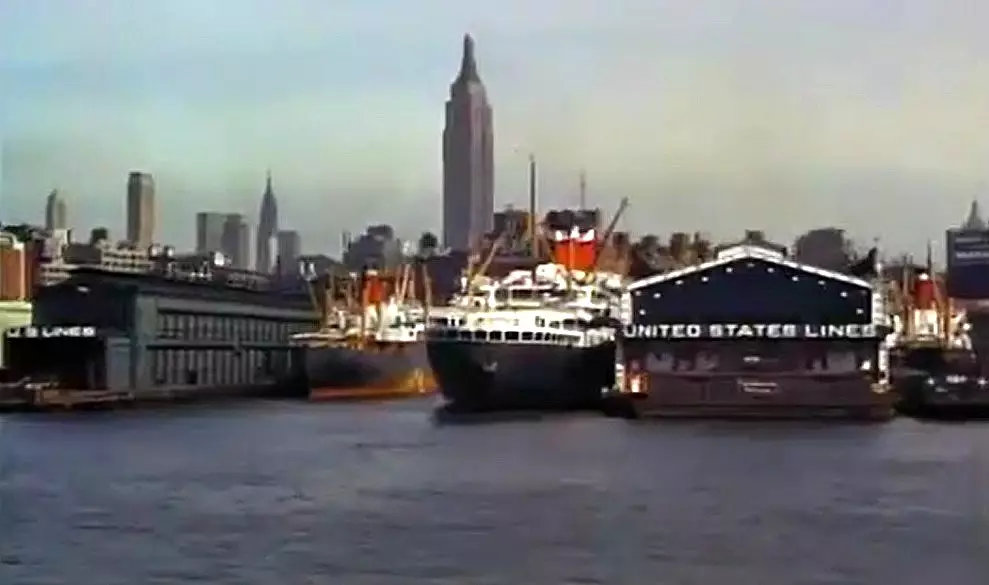 Mighty Manhattan - New York's Wonder City, Technicolor, vintage Manhattan, Chelsea Piers